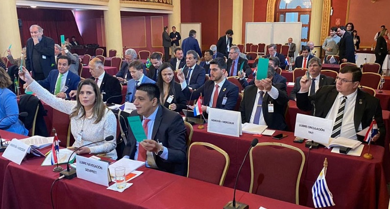 Diputado Hugo Meza ratifica posición de libre navegabilidad en la ...