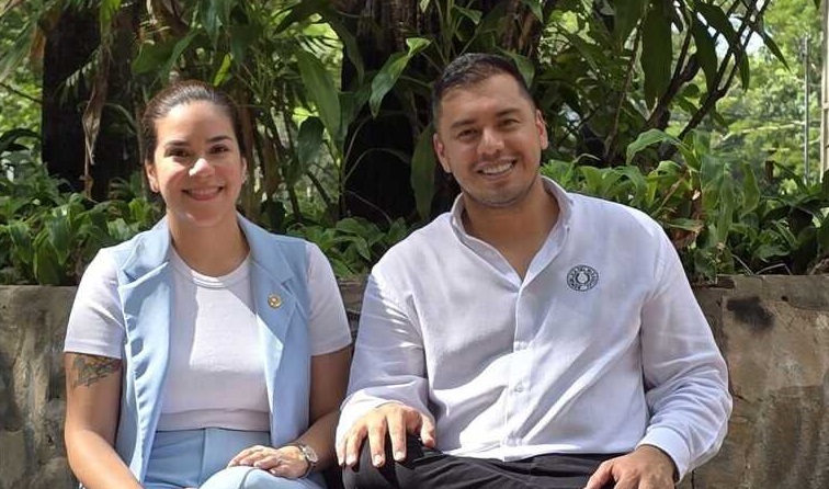Miguel Prieto oficializa su apoyo a Johanna Ortega para la Intendencia ...